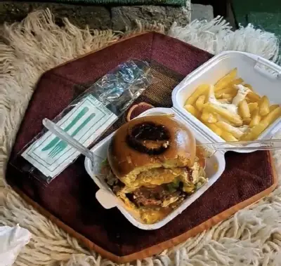 Shakira “ Fast Food - Банско | Меню, снимки, мнения и телефон за резервации