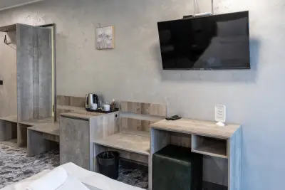 Einstein Studios - София | Цени и оферти от 109лв. (обновени за 2025г.)